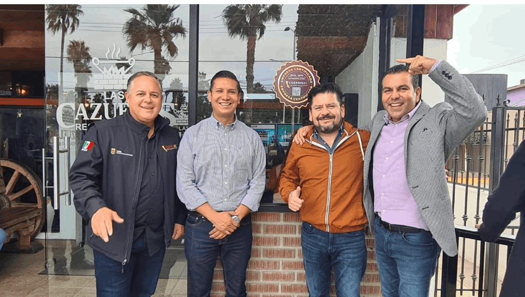 Entrega COEPRIS BC los primeros certificados del program... - El Mexicano