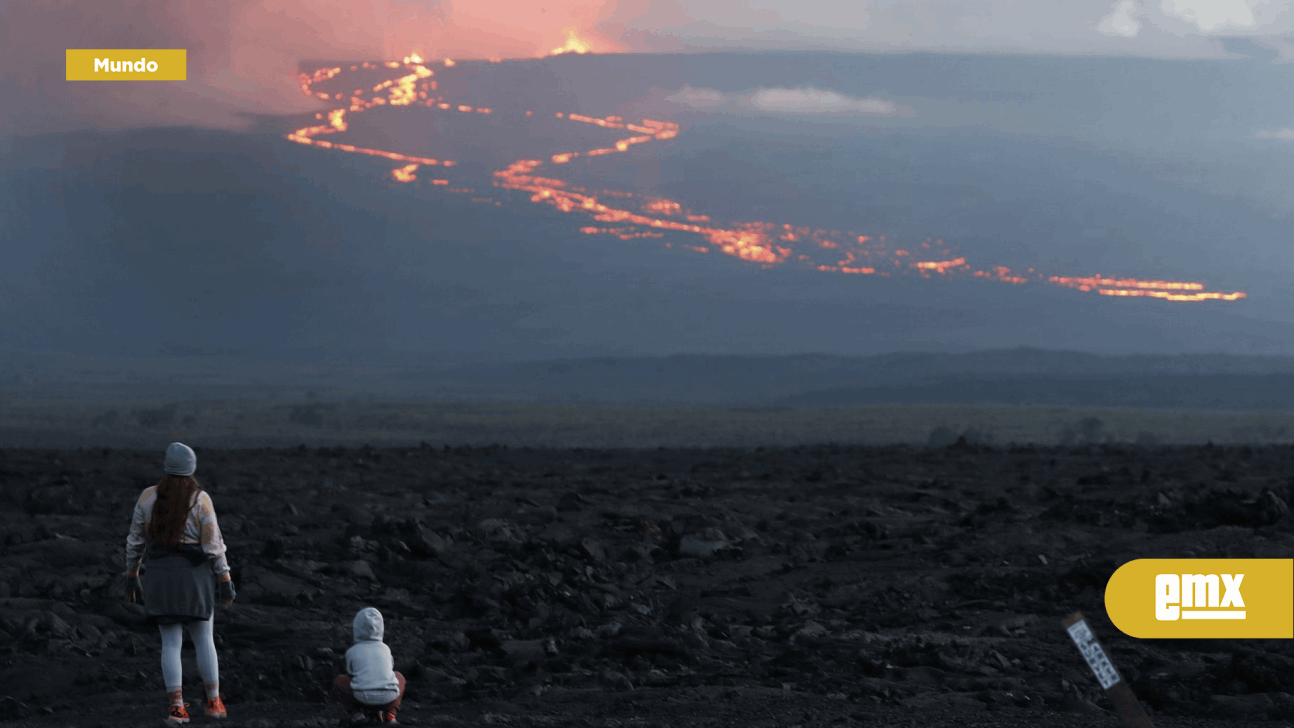 Habitantes observan impresionados las fuentes de lava de... - El Mexicano