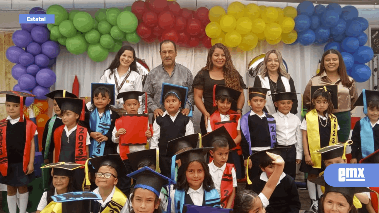 GRADÚA SDIF TIJUANA A 886 NIÑOS DE PREESCOLAR - El Mexicano