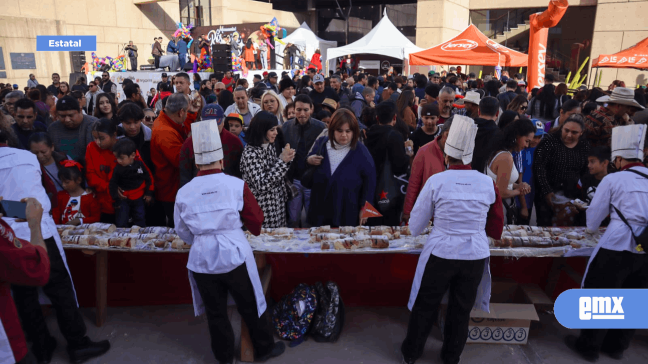 Parten rosca de 700 metros de largo en CECUT... - El Mexicano