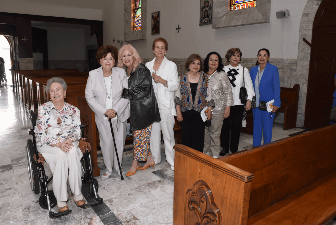 Gesto de amor a favor de las vocaciones misa de ofrendas... - El Mexicano