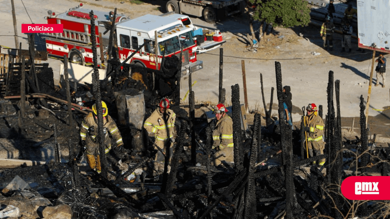 Consume fuego dos casas en Los Arenales - El Mexicano